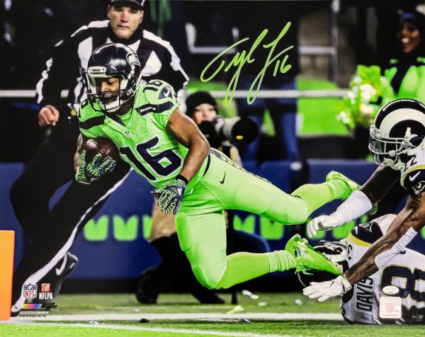 Tyler Lockett Autographed Memorabilia | Signed Photo, Jersey ...