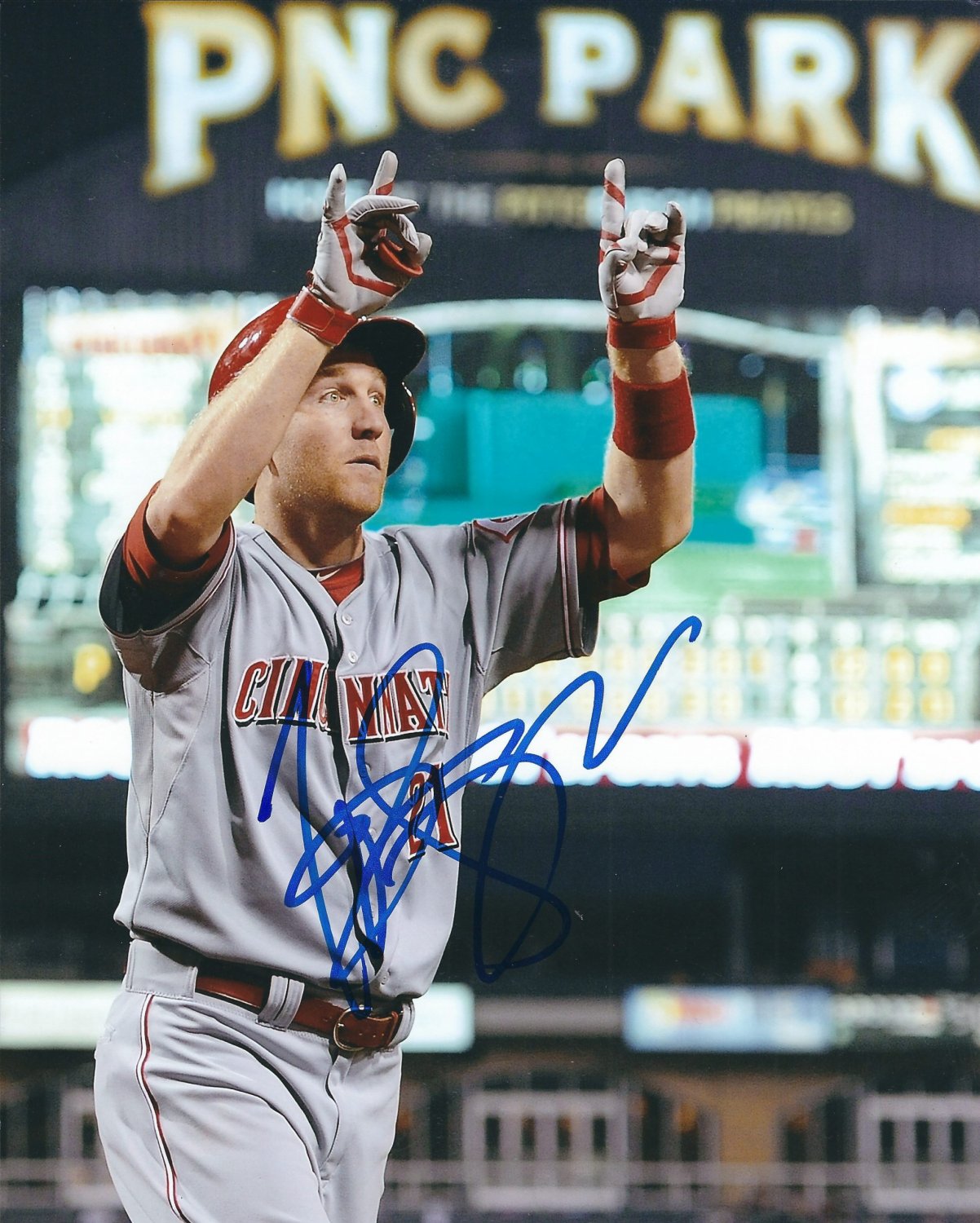 Todd Frazier Autographed Signed 8X10 Cincinnati Reds Photo - Autographs